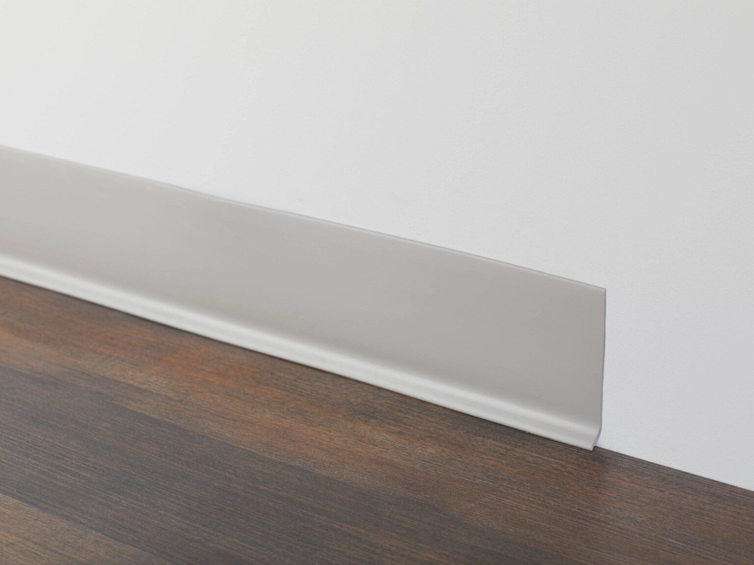 TotalWorx - 6" Rubber Cove Base - FloorSupplier.com